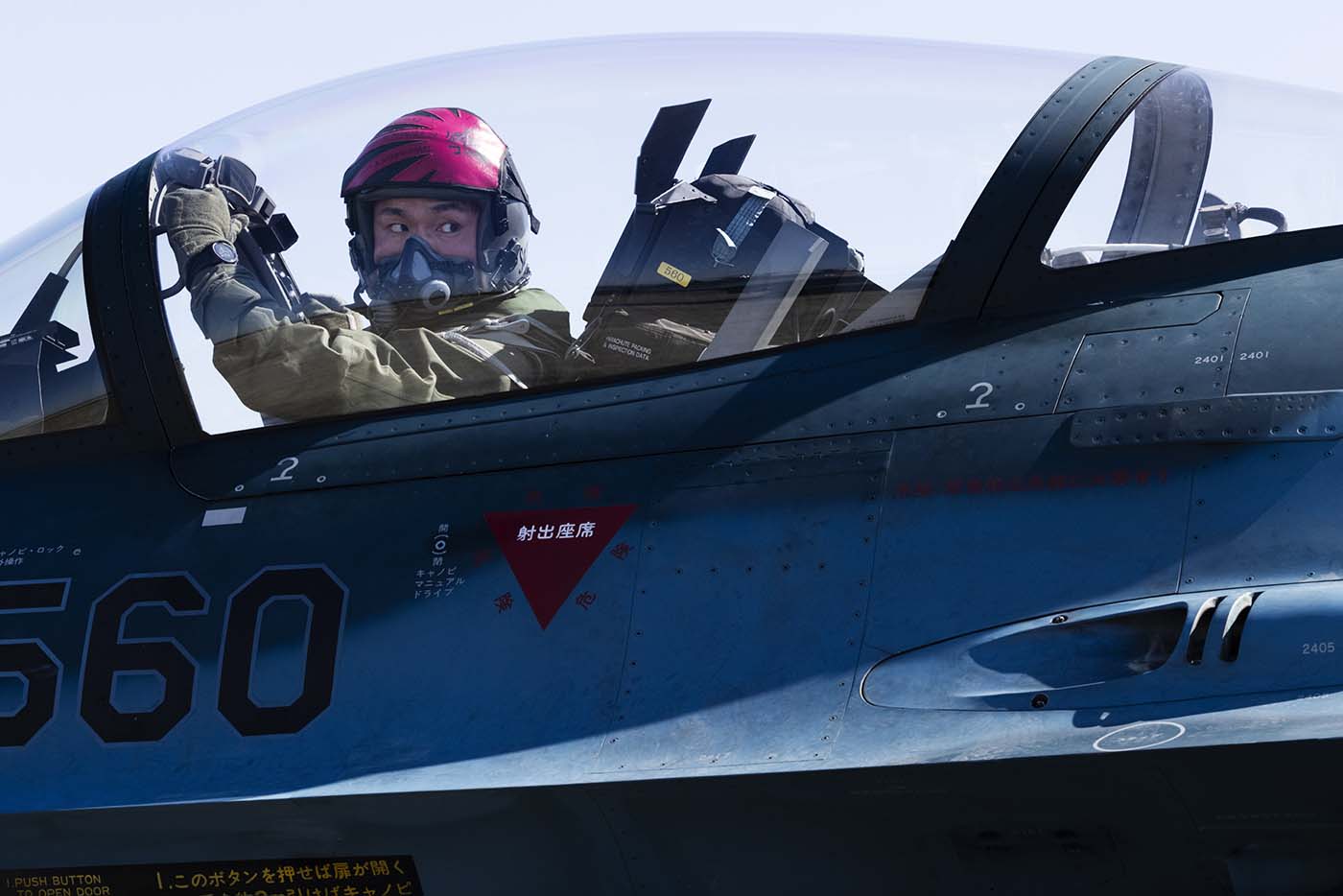F2戦闘機のパイロットと整備士を、航空自衛隊百里基地で取材した！後編。 | Workers in Japan | 人と仕事の情報発信サイト