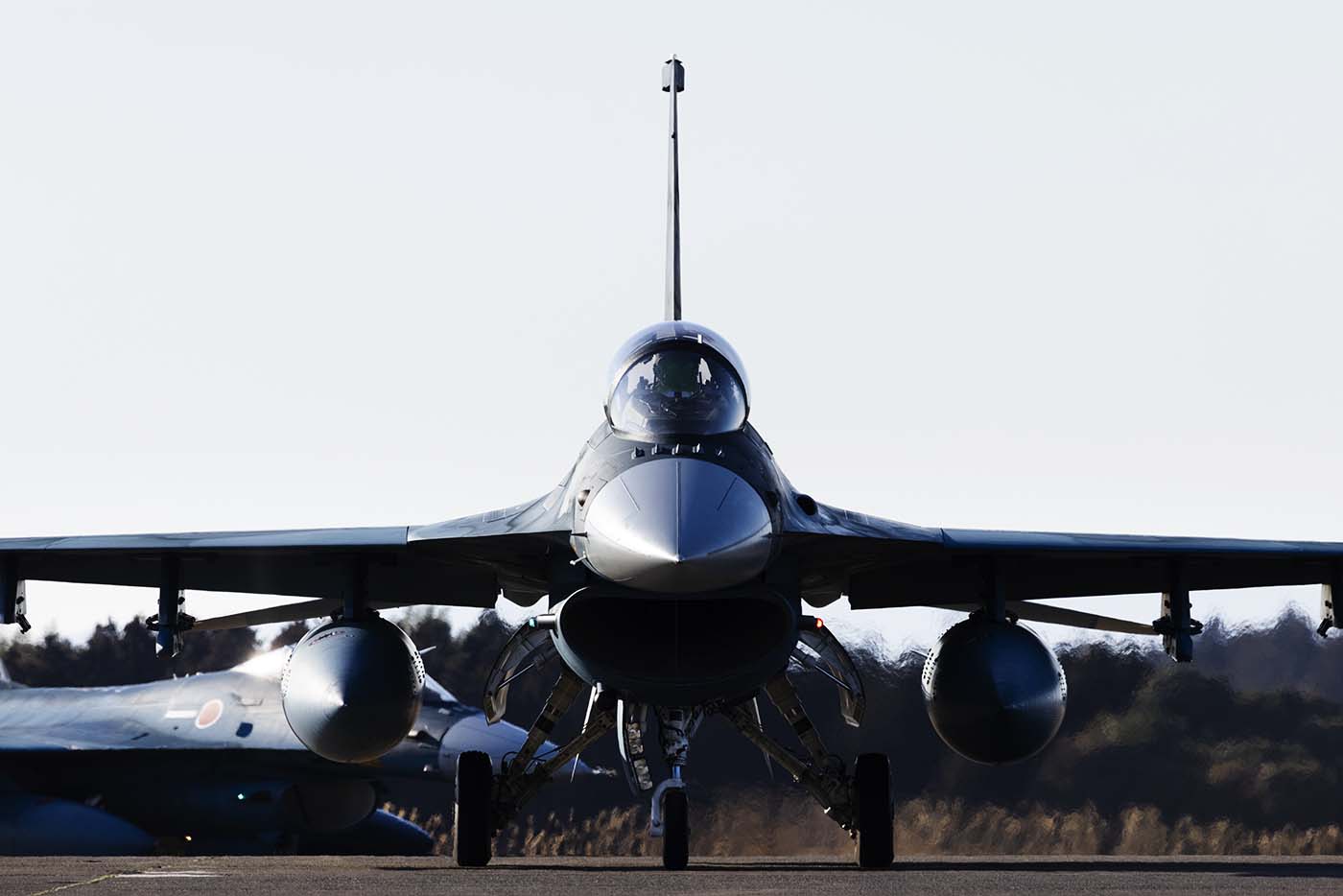 F2戦闘機のパイロットと整備士を、航空自衛隊百里基地で取材した！後編。 | Workers in Japan | 人と仕事の情報発信サイト